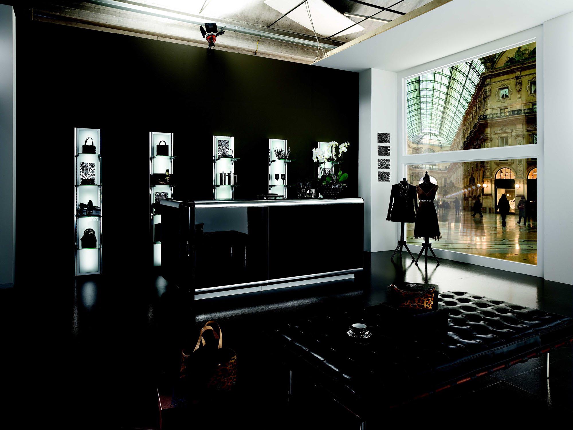 Wall system and shop fitting